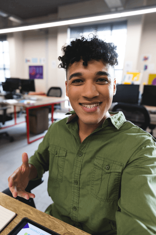 Hire Expertly Vetted Software Developers | Smart Working